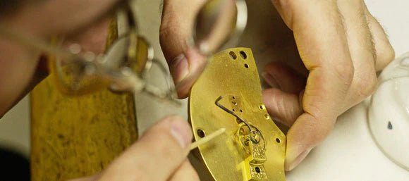 What to Look For When Your Clock Needs Repairs | Chelsea Clock