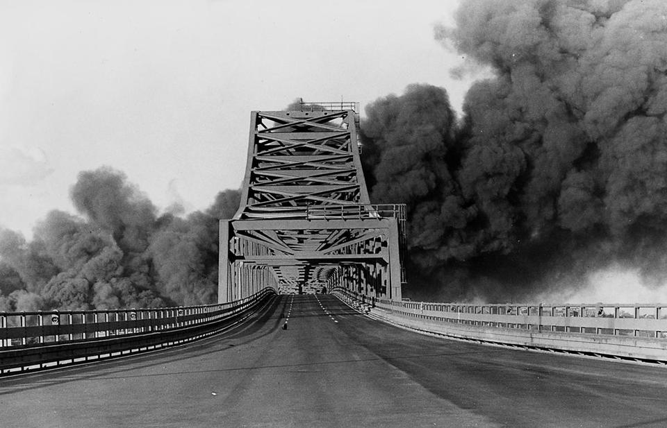 Remembering the 1973 Chelsea Fire - Chelsea Clock